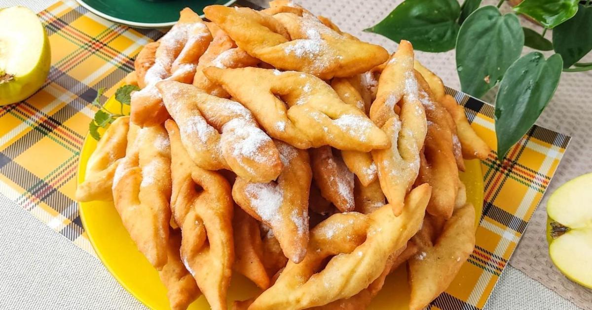 Quick Sour Cream Brushwood: Easy Recipe for a Festive Treat Everyone ...