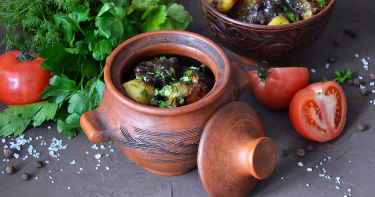 Georgian Chanakhi: Savory Clay Pot Stew with Meat and Vegetables Recipe ...
